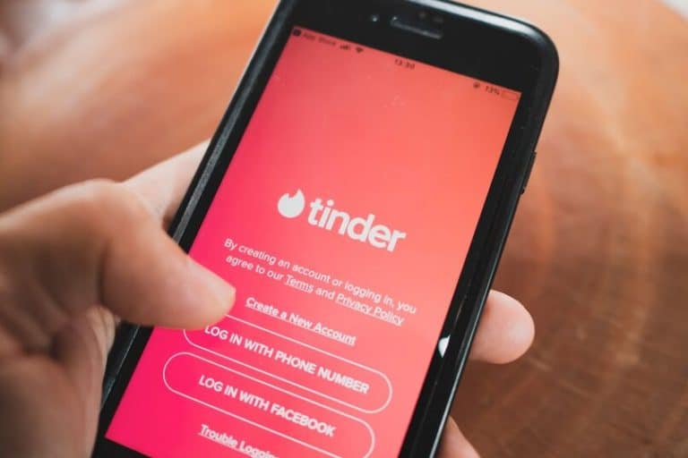 Zašto Tinder nastavlja pokazivati da sam aktivan čak i nakon što se ...