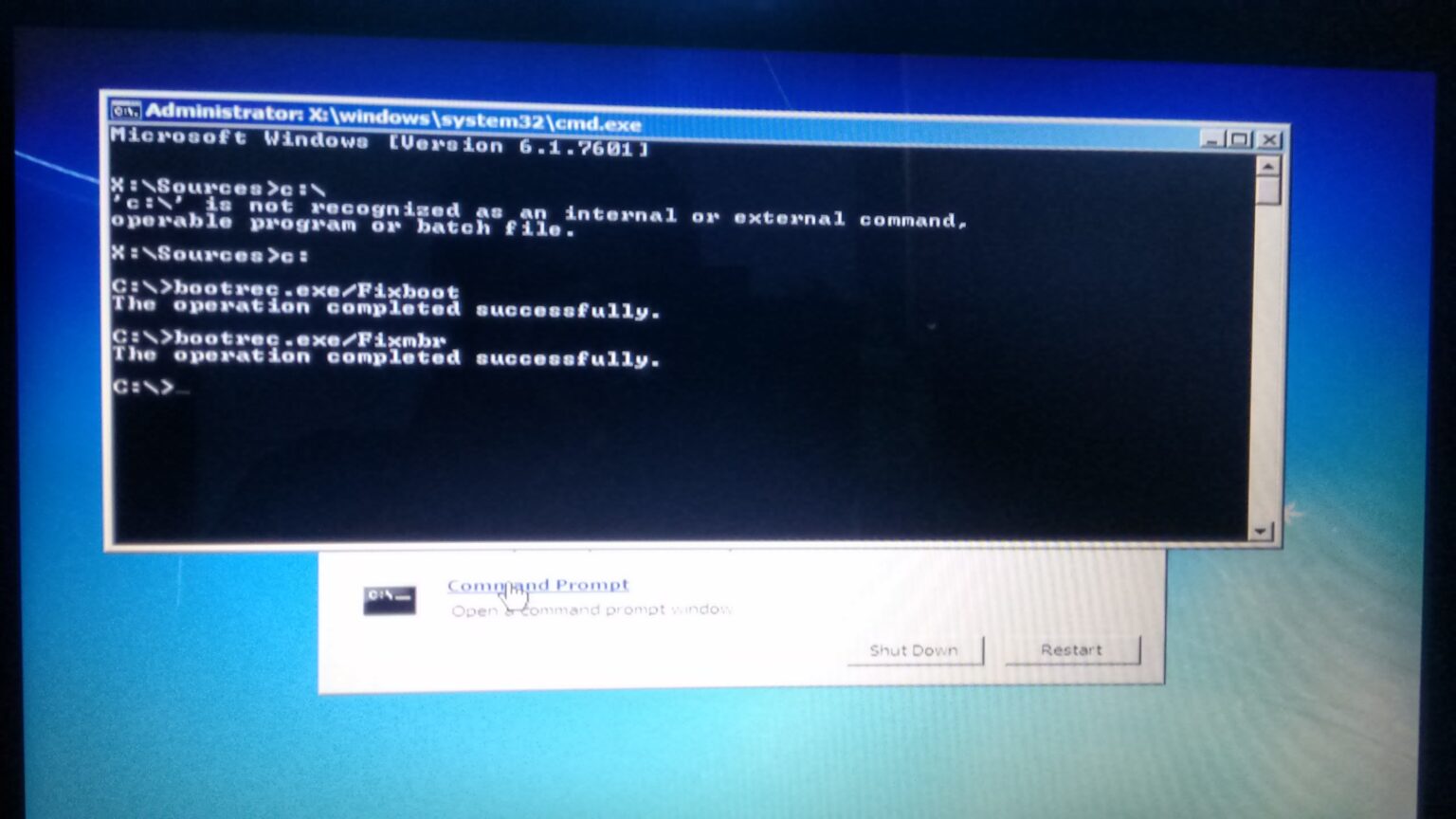 Panduan untuk memperbaiki boot Windows dengan Bootrec.exe