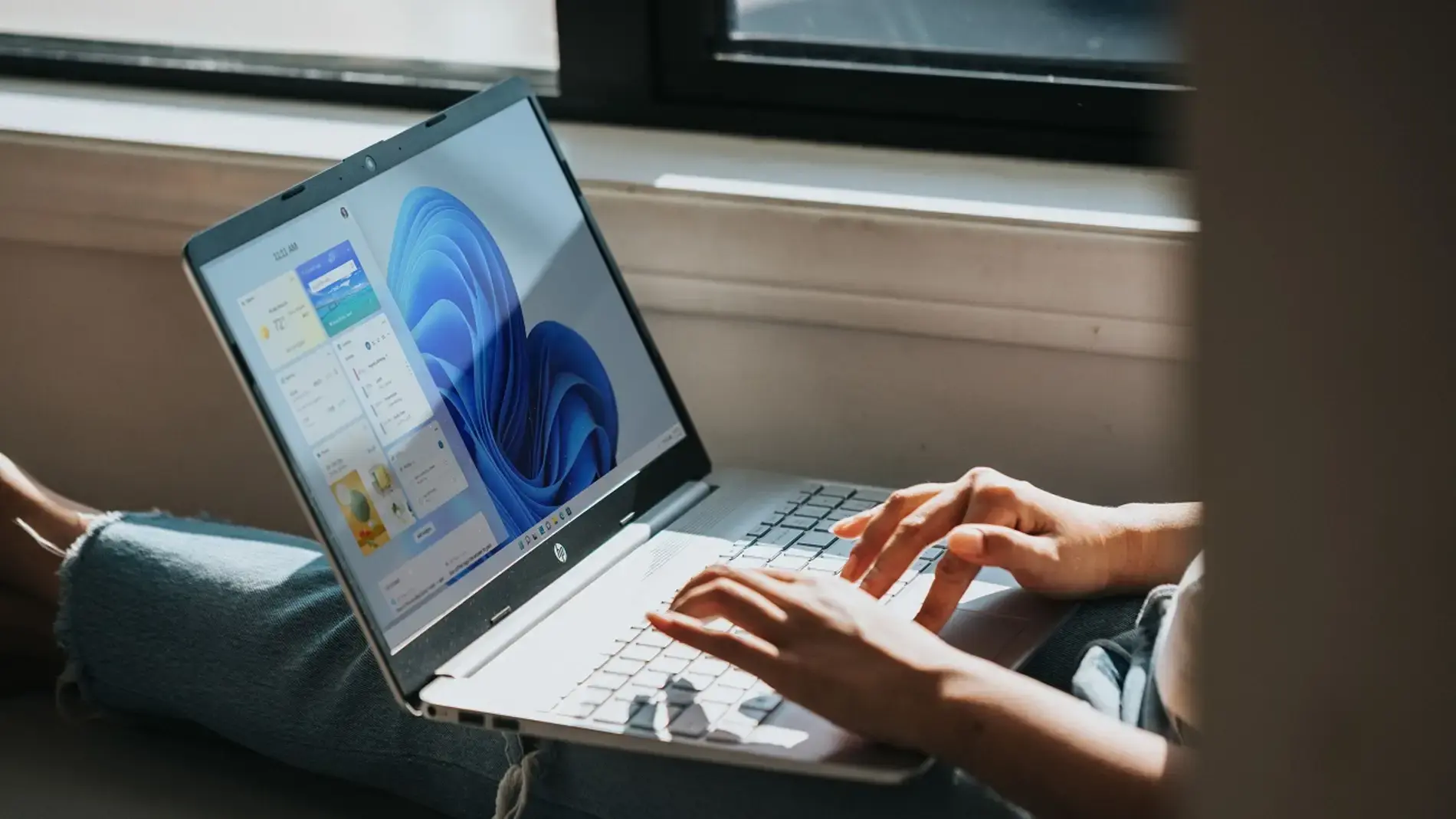 Slow apps when using the built-in camera in Windows 11